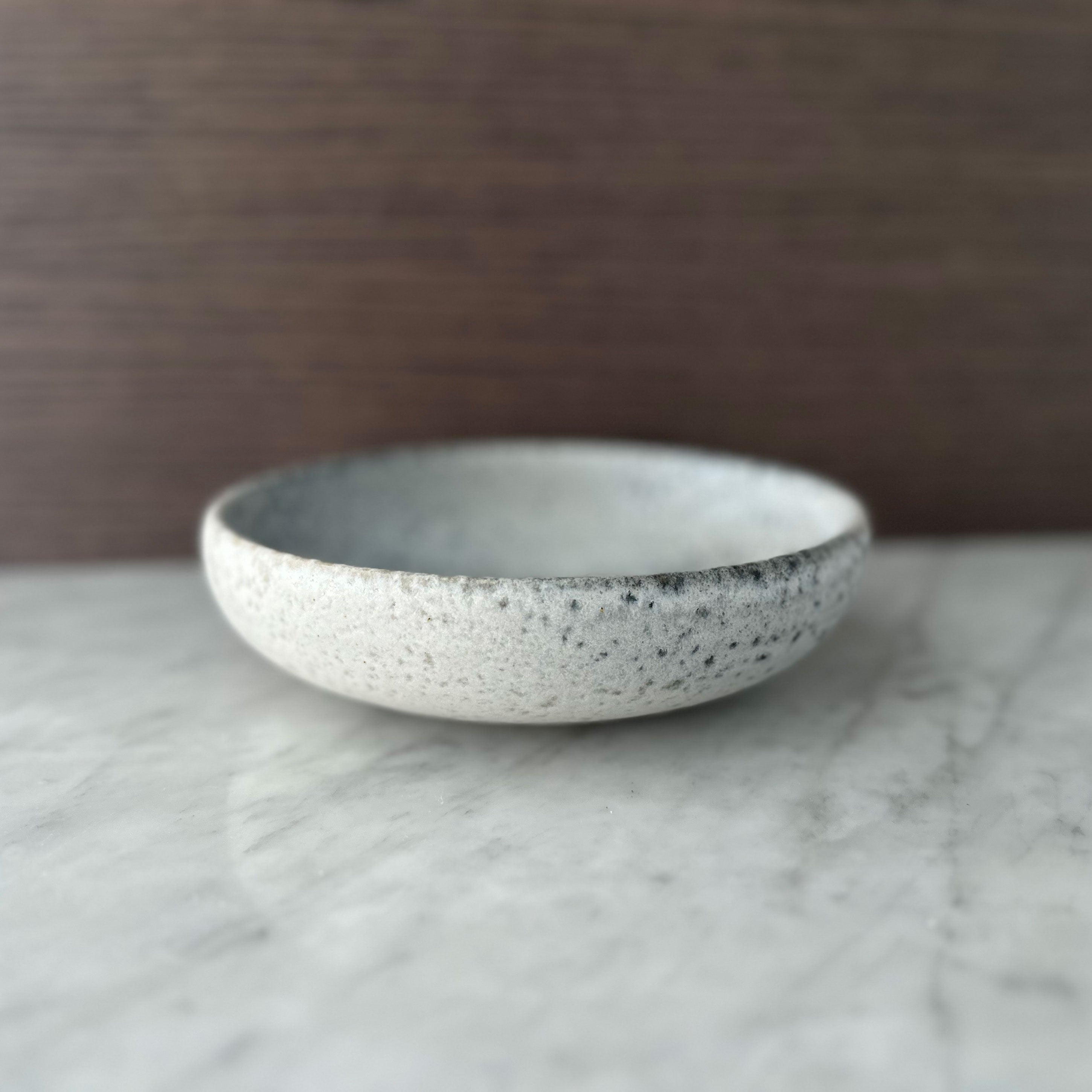 K.H Wurtz Medium Shallow Bowl Plate 7.5-in, Blue | Kitchen Universe